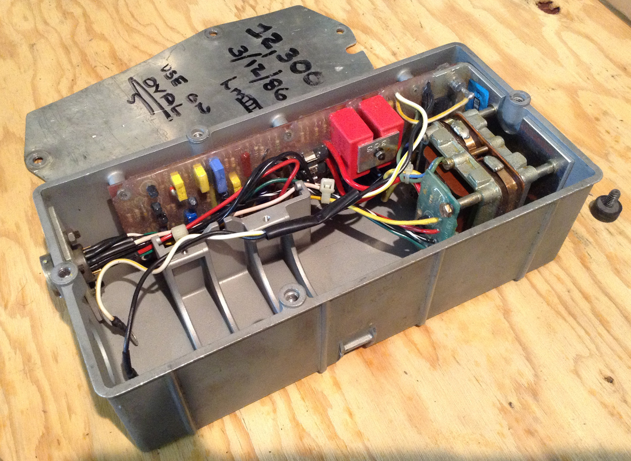 Cosworth Lucas Spark Box